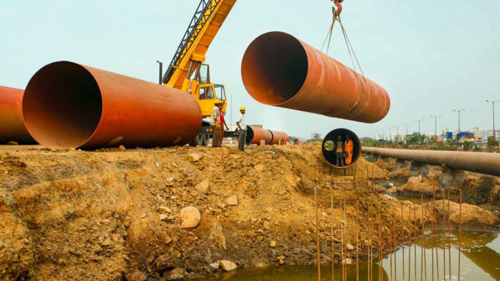 A first large-scale seawater desalination water plant to be built in ...